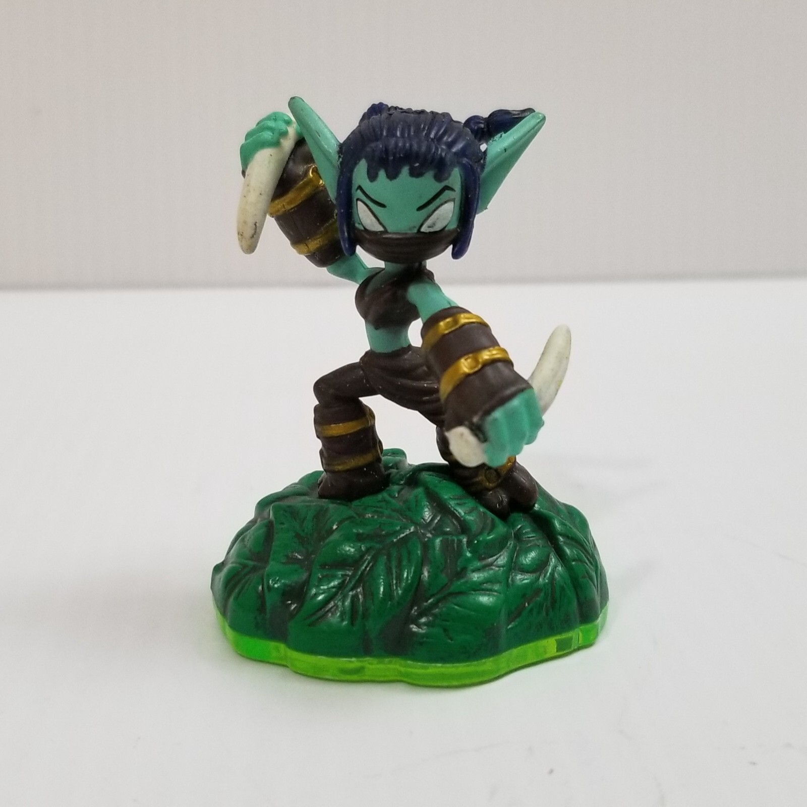 Stealth Elf (First Edition) - Skylanders Spyro's Adventure Character ...