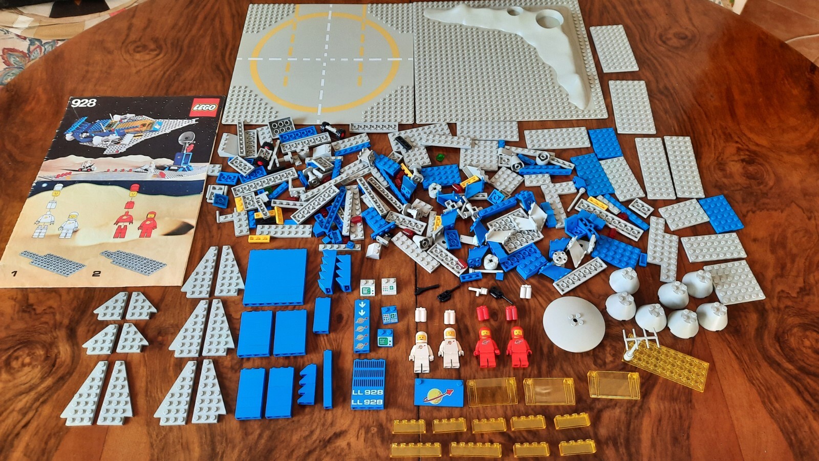LEGO Space: Space Cruiser And Moonbase (928) for sale online | eBay