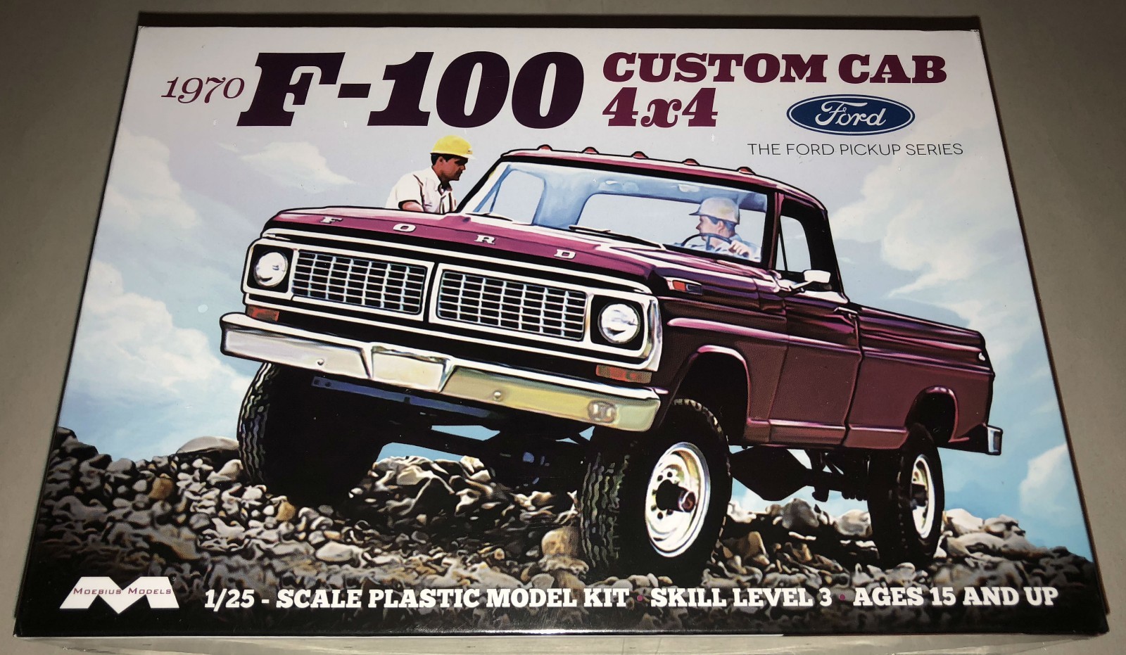 Moebius 1970 Ford F-100 Custom Cab 4x4 Pickup Truck 1:25 model car kit ...