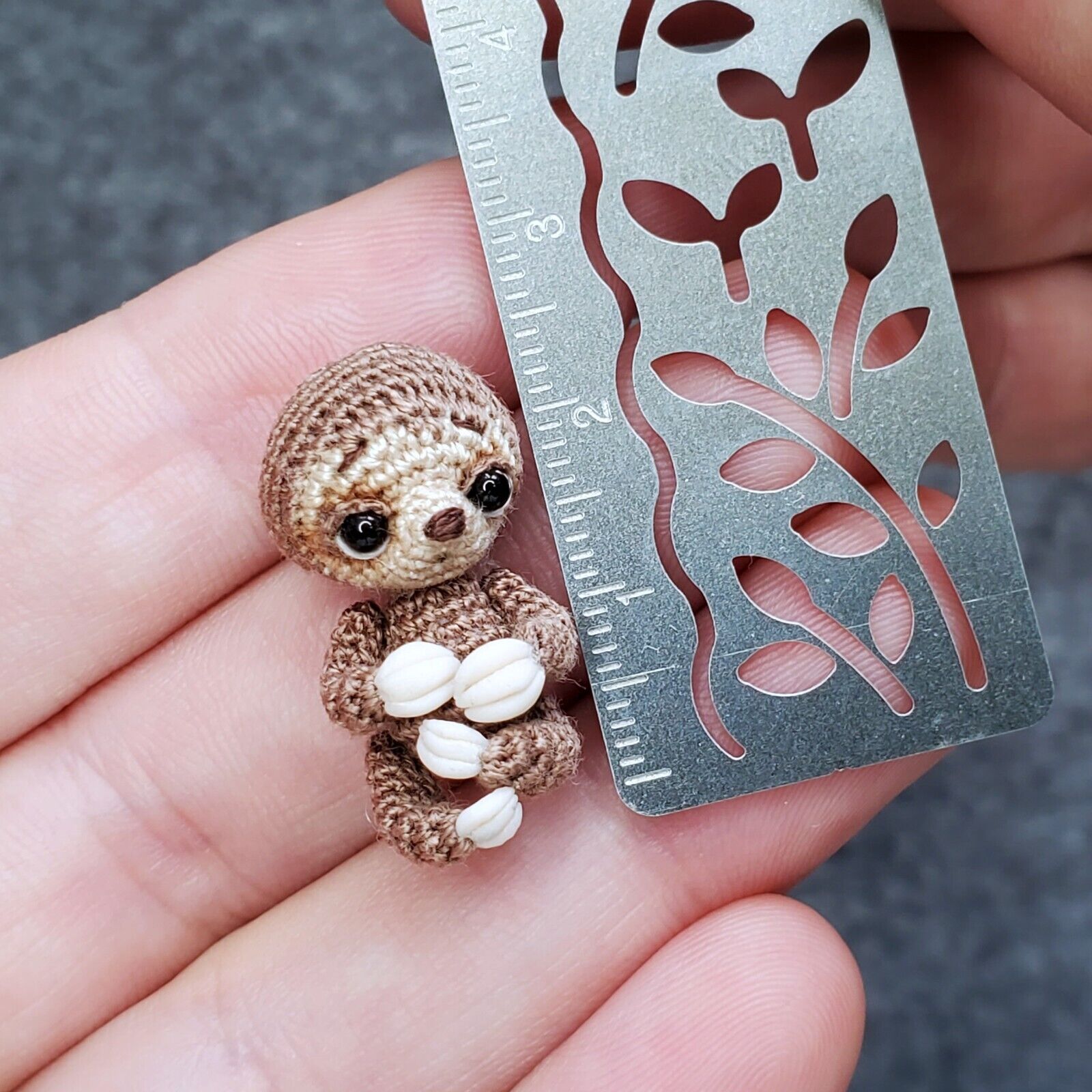 Custom extremely micro Sloth. Dollhouse miniature decor. Doll pet ...