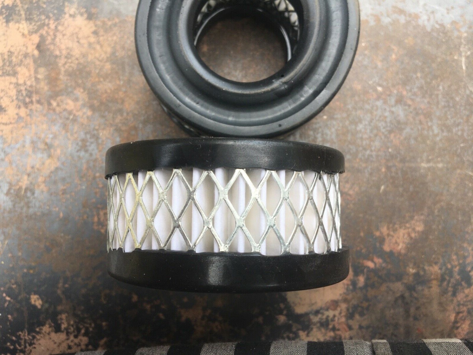 2 Fleetguard Air Filters AF364 Free Shipping | eBay