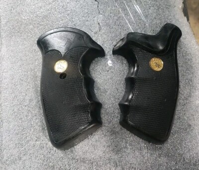 Colt V-Frame Black Rubber Grips Anaconda & King Cobra w/ GOLDMedallions ...