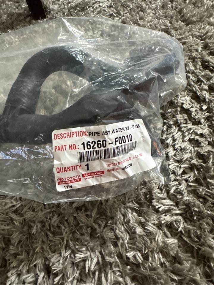 18-24 CAMRY 19-24 RAV4 2.5L RADIATOR BYPASS HOSE 16260-F0010 GENUINE ...