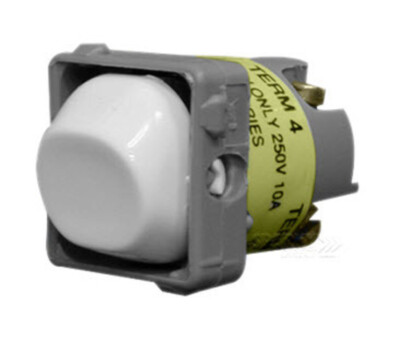 Clipsal by Schneider Electric CLIPSAL 30MI | 10Amp Intermediate Switch ...