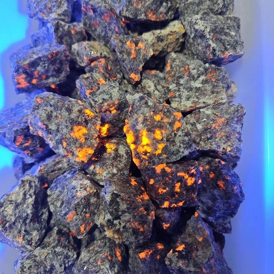 100g/pack Flame Yooperlite Stone Raw Rough Natural Stone for Rocks ...