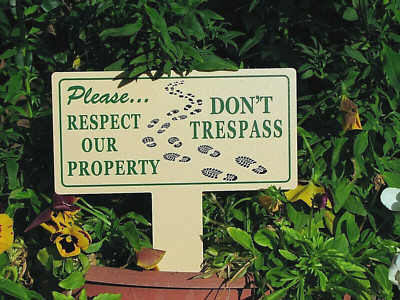 No Trespassing Sign | Private Property | Keep Off Grass | No Pass Thru ...
