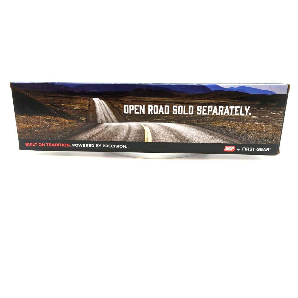 1/64 DCP Peterbuilt 379 63' Flattop Sleeper Lode King Distinction Tri ...