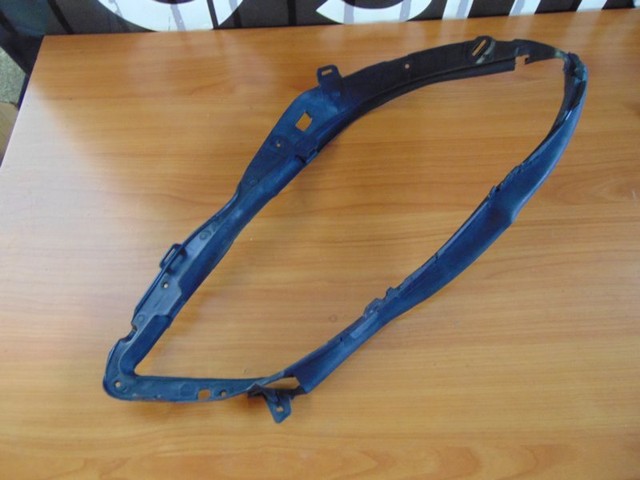 Genuine MERCEDES BENZ C Class W204 Headlight Sealing Gasket Left ...