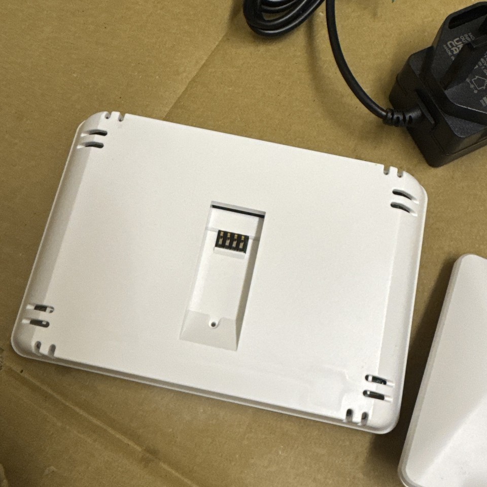 Honeywell Evohome Connected Thermostat ATF800 ATC928G3000 1000 Class 2 ...