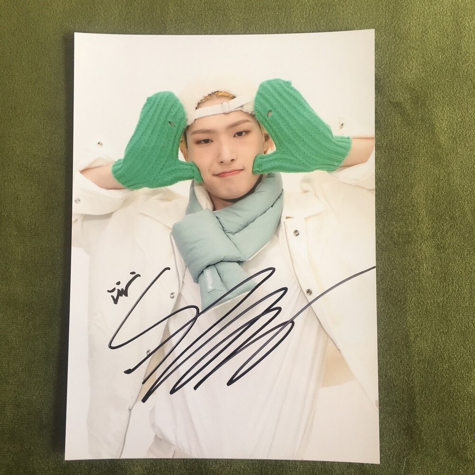 ATEEZ ateez Autographed Group Photo 5*7 K-POP Collection Gifts 2023A | eBay
