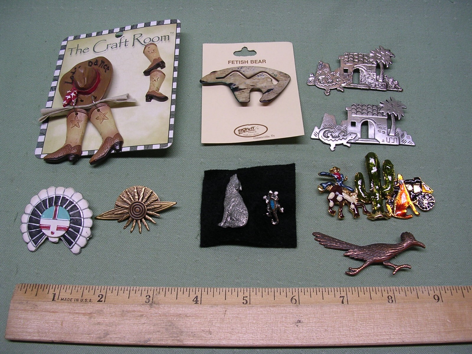10 Different Southwest, Western theme Pins and Brooch… - Gem