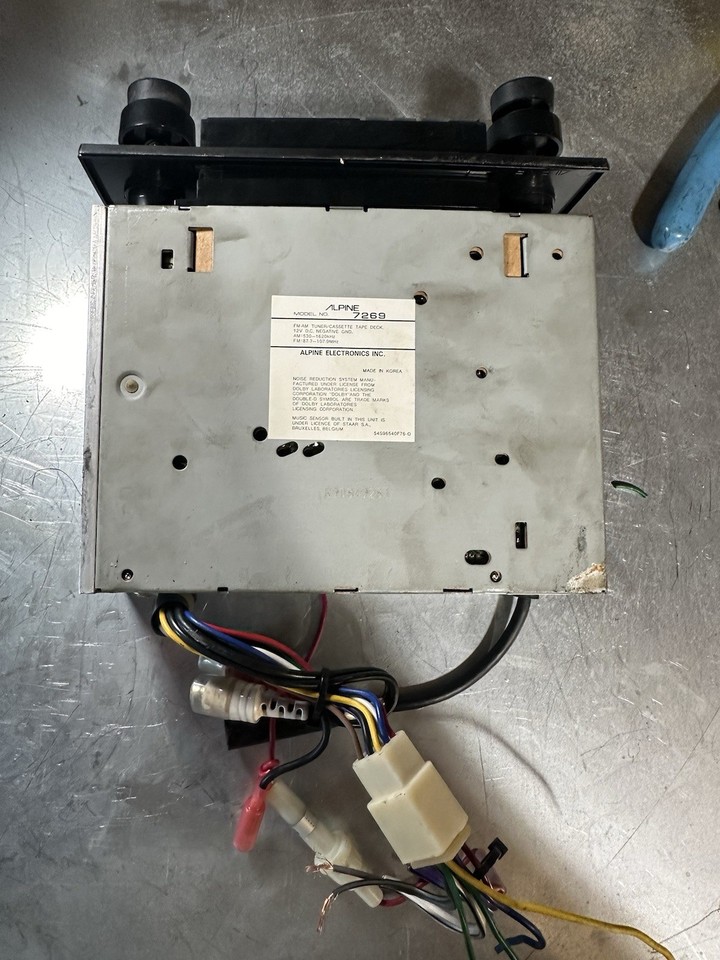 80's Old School Vintage Alpine 7269 Shafted Knob AM/FM Cassette Radio ...