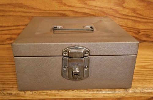 VTG Scotch Kooler Porta-file Check/Cash Storage Box Metal No Key 9x9x4 ...