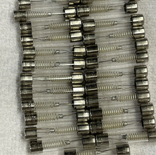 Lot of 40 Littelfuse Slo-Blo 2 Amp 250VA 3AG Glass Body Fuses NOS ...