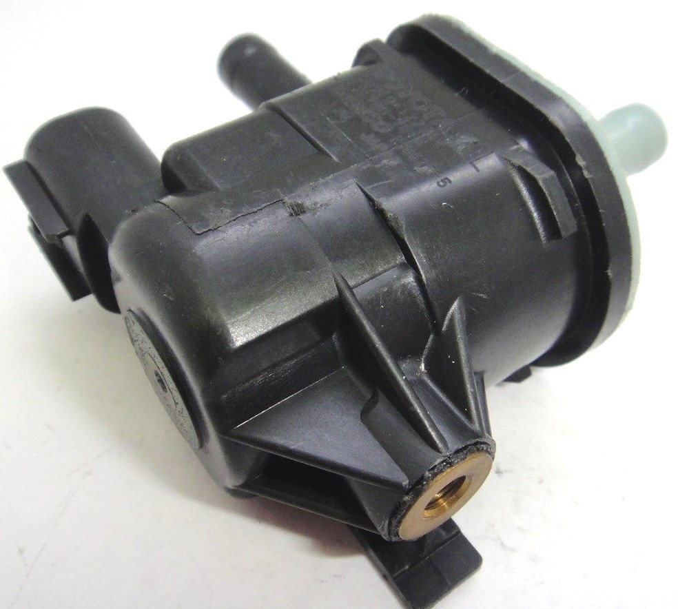 NEW GENUINE/ OEM 90910-12276 136200-7010 CP617 19185667 2M1310 PV676 ...