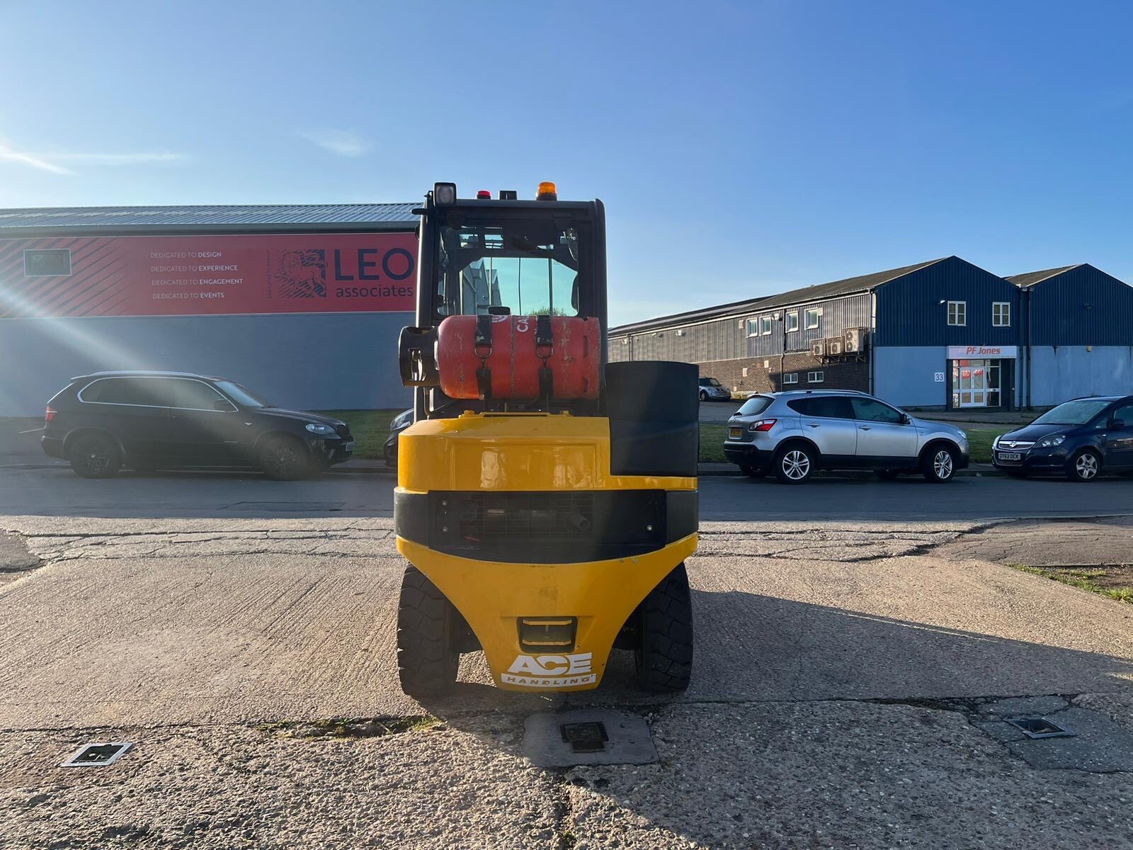 Refurbished JCB TLT30G 3000Kg Gas Powered Teletruk Forklift Buy-£19995 ...