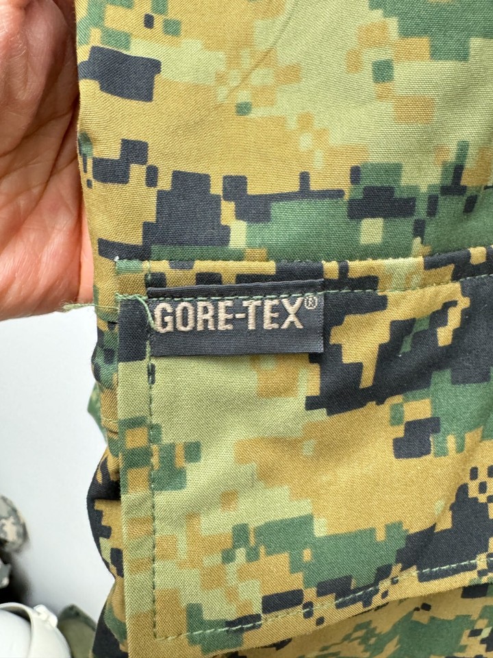 New Genuine Usmc Apecs Gore Tex Digital Marpat Cold Weather Parka - X ...