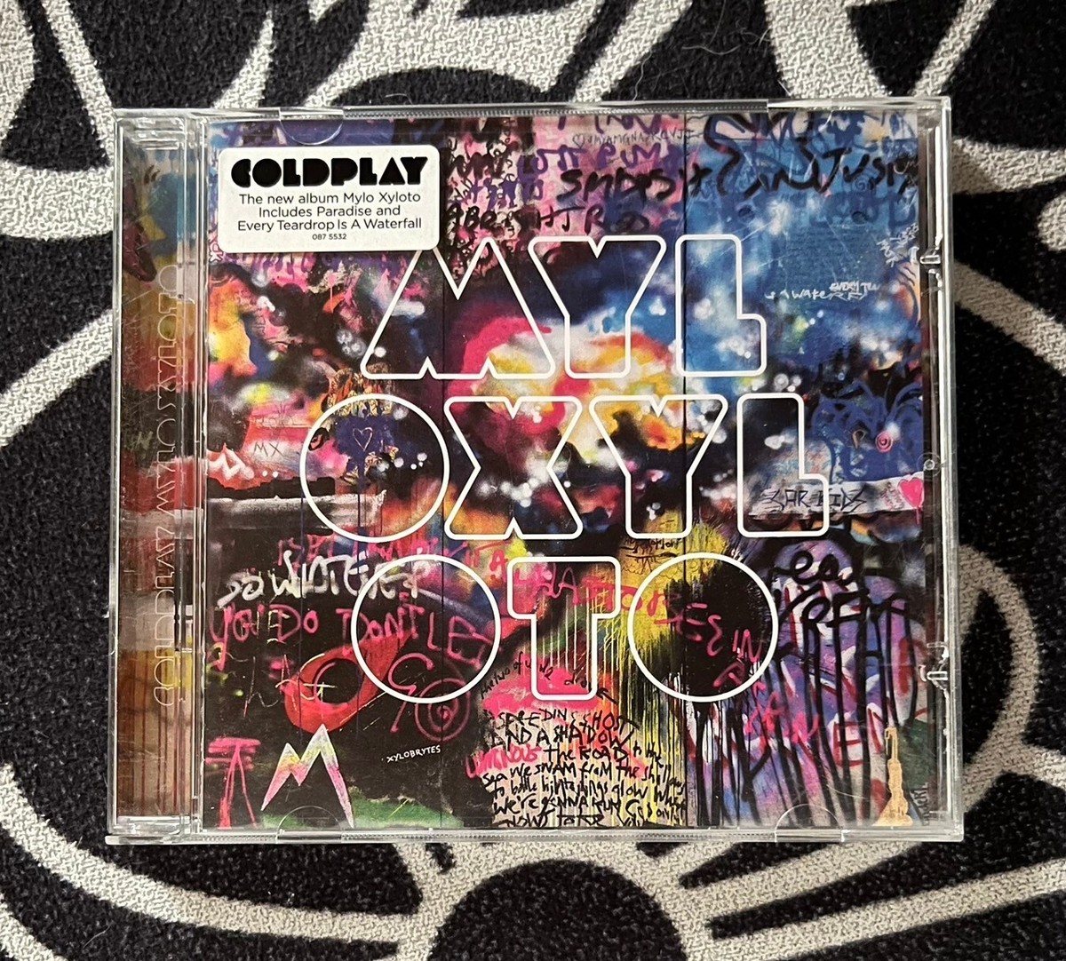 Mylo Xyloto Artwork