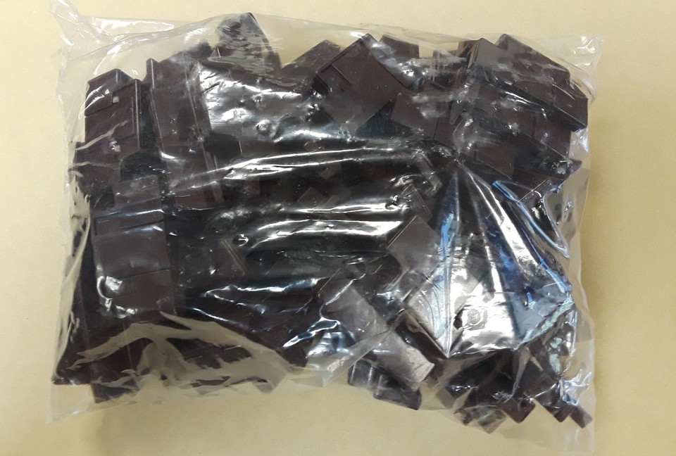 100 Brown Shutter Door Magnets Catch Cabinet Latches Magnetic Furniture ...