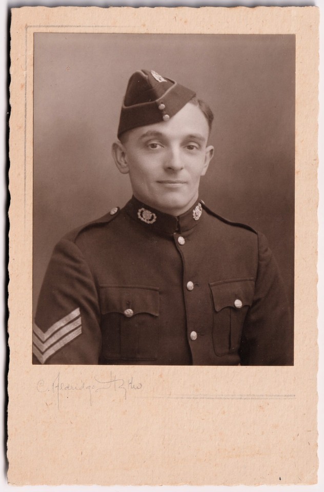 WW2 British Sergeant Photo Soldier Hampshire Reg Hythe Kent C. Aldridge ...