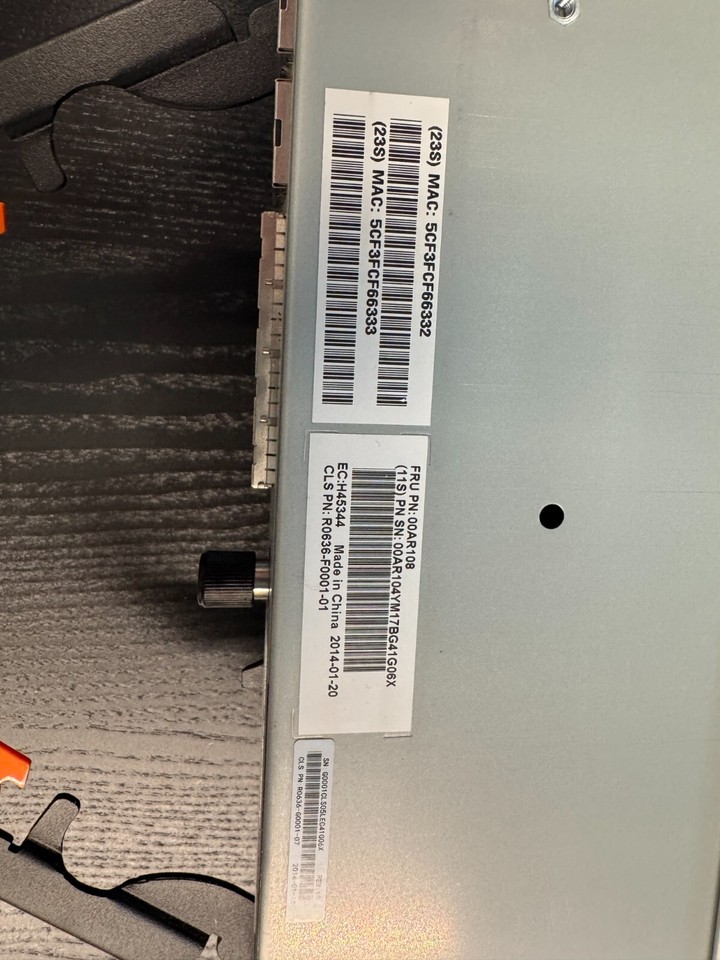 IBM Storwize V3700 00Y2613 - 24 Bay Expansion Array w/Controllers & SAS ...