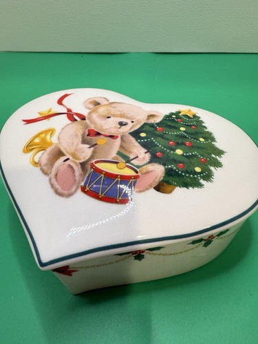 Vintage Christopher Stuart Little Drummer Bear Heart Porcelain Trinket ...