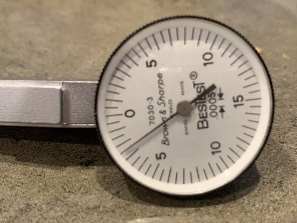 Brown & Sharpe BesTest Dial Test Indicator 7030-3 Gauge w/Box .0005 ...
