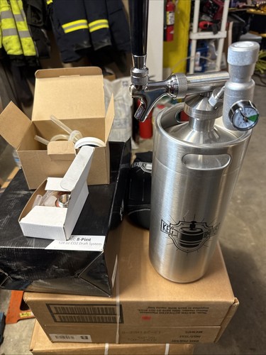 Keg Smiths 8-Pint 128 oz Premium Draft Keg System NEW Open Box | eBay