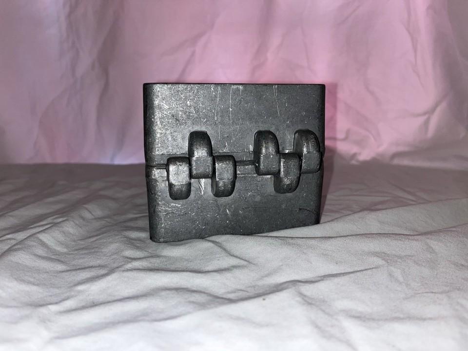 Hilts Sinker Mold 8 Pound Eye Ring LMDR-8 Lead Casting | eBay