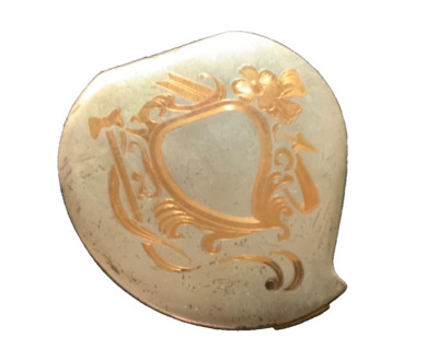 Vintage Powder Compact 50’s Elgin Heart worn on the outside, nice ...