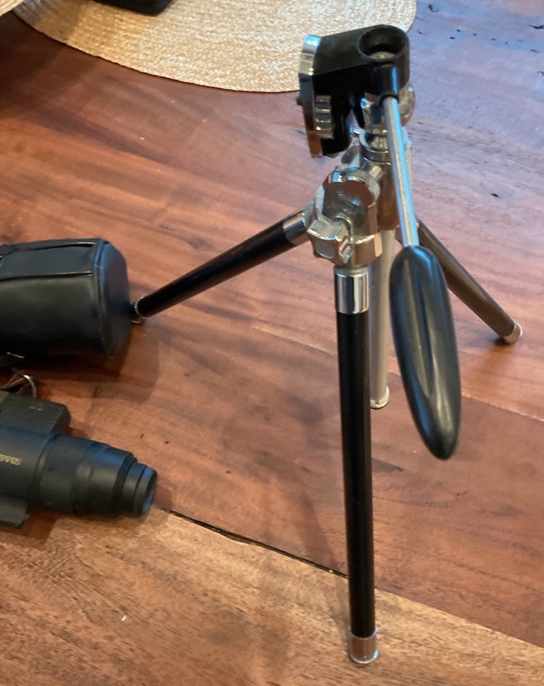 WEATHER-PROOF SIMMONS ZOOM MODEL 1281 SPOTTING SCOPE WITH TRIPOD & CASE ...