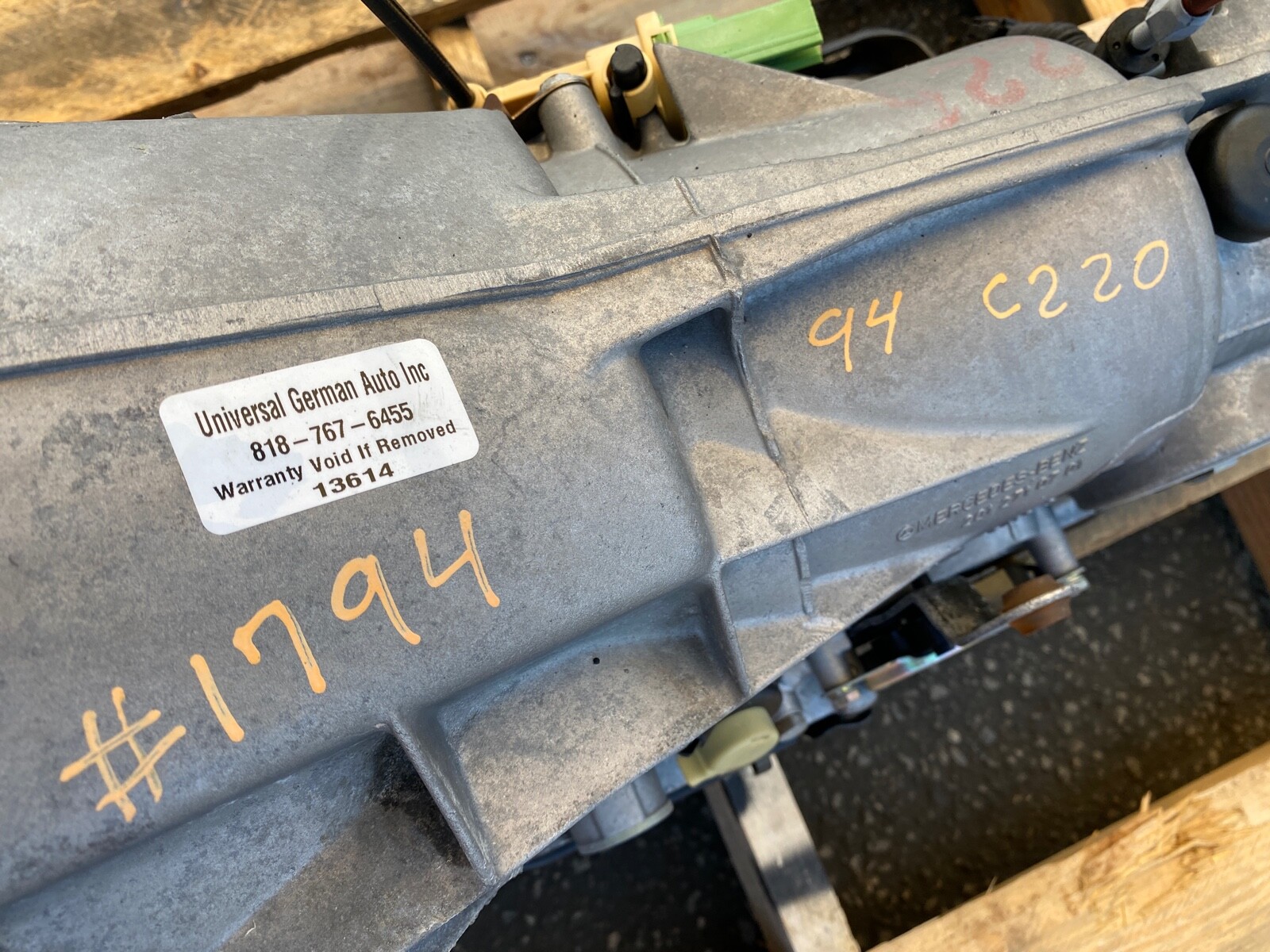 W202 1994-1996 Mercedes-Benz C220 2.2L Automatic Transmission ...