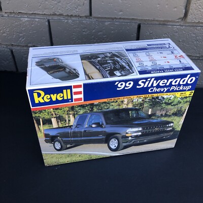 Revell '99 Silverado Chevrolet Chevy Pickup 1:25 Scale Model NEW Sealed ...