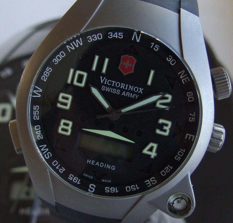 ULTRA Rare SWISS ARMY Men ST5000 LED Digital Compass TITANIUM Watch w ...