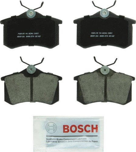 Bosch Disc Brake Pad Set for 1993-1996 Volkswagen Jetta Rear ...