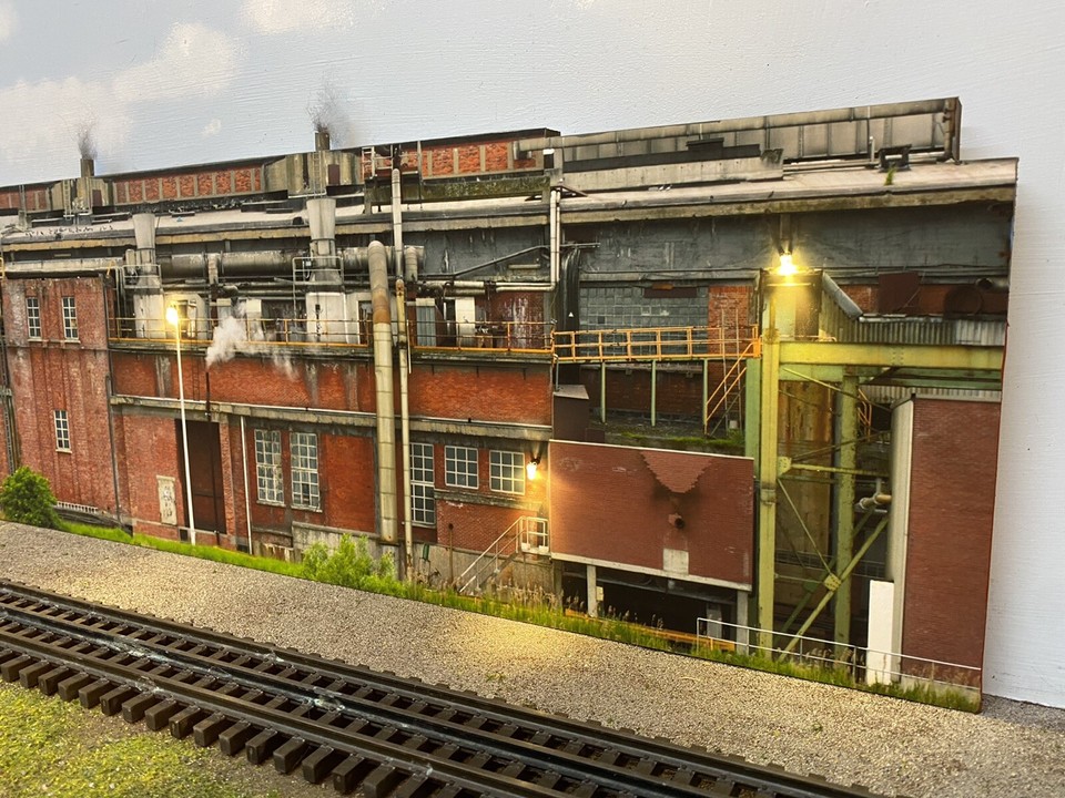 N Scale ROLLING MILL - Building Flat w/ LEDs Trackside, Steel ...