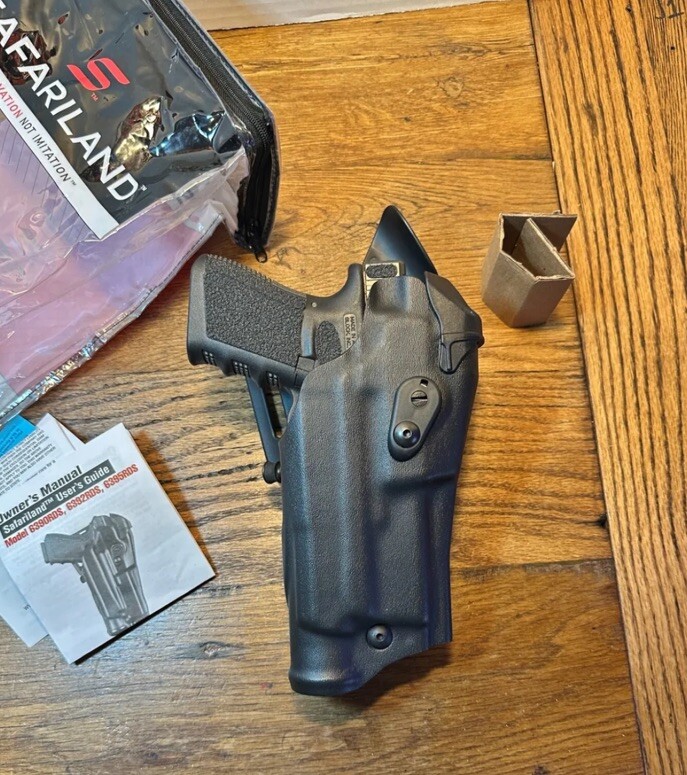 Safariland 6390RDS ALS RH STX Duty Holster GLOCK 19 23 w/ LIGHT & 🔴red ...