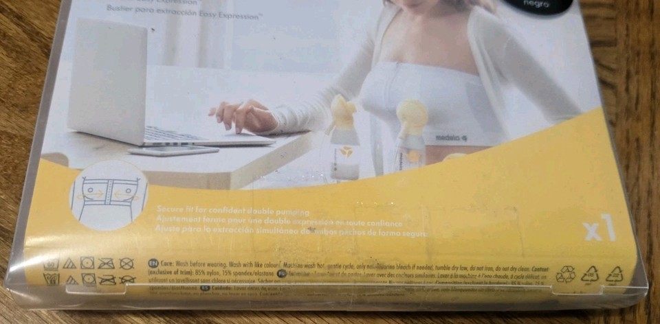 Medela Easy Expression Bustier Hands Free Pumping Bra Black Large ...