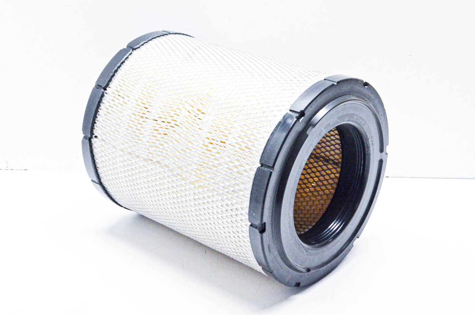 DONALDSON P543614 - Air filter cross reference