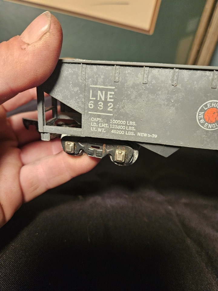 American Flyer S Gauge 36' Lehigh New England 632 Gray Railroad Hopper ...
