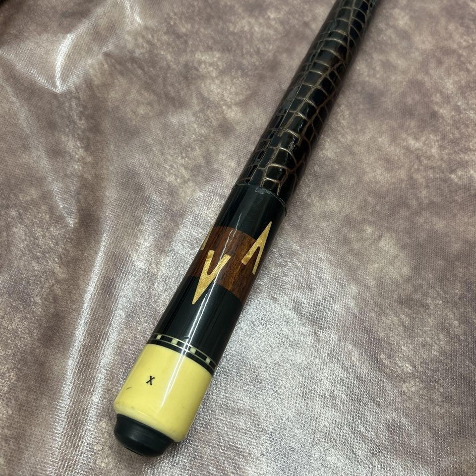 Adam Billiard Cue HA-4, Genuine Shaft, No Warping, Nice Wood Finish ...