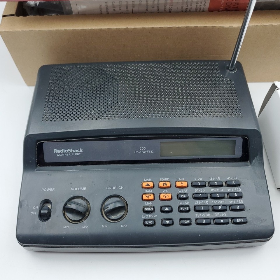 RadioShack PRO-2018 Desktop Scanner 200 Channel VHF UHF Aircraft Police ...
