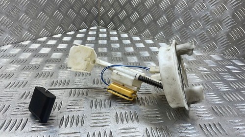 Mercedes-Benz E W211 2007 Fuel level sensor A2114701641 Diesel 165kW ...