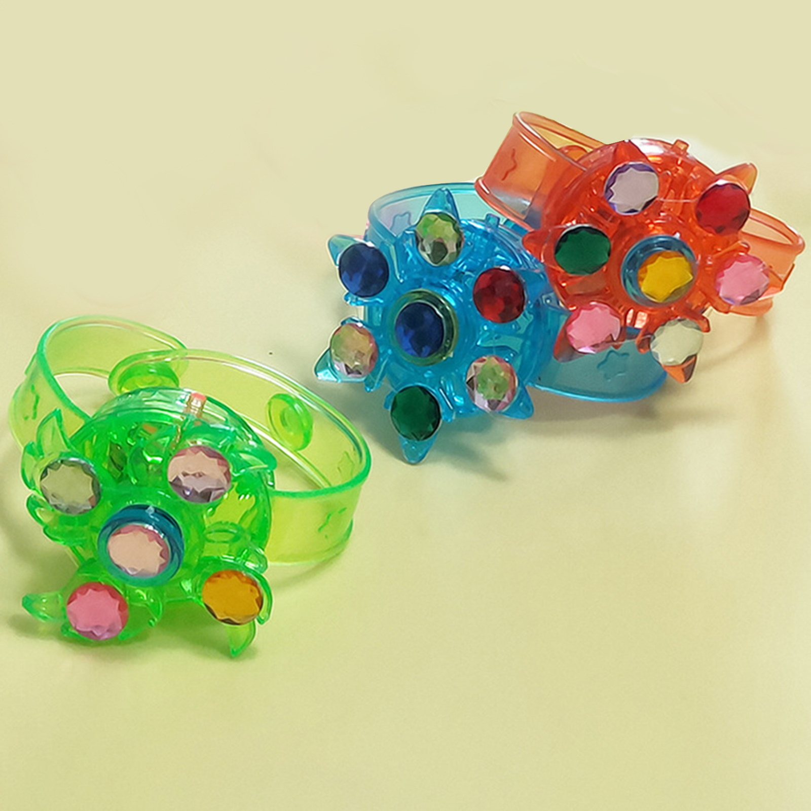 Fun Glowing Fidget Spinners Toys for Kids Glow-in-the-dark Spinner ...
