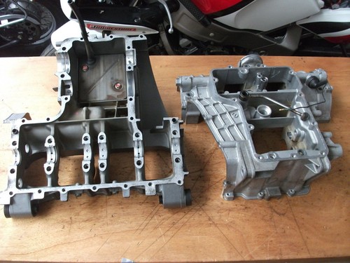 Kawasaki ZZR 600 Modell ZX600D Motorgehäuse - 2345 B | eBay.de