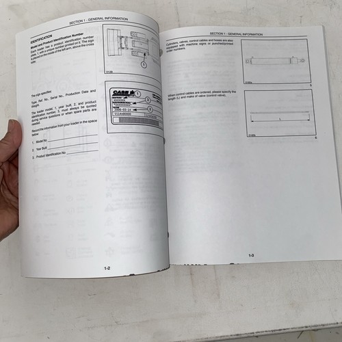 Case IH L780 Loader for MX Magnum Tractor Operator Manual 87753767 12/ ...