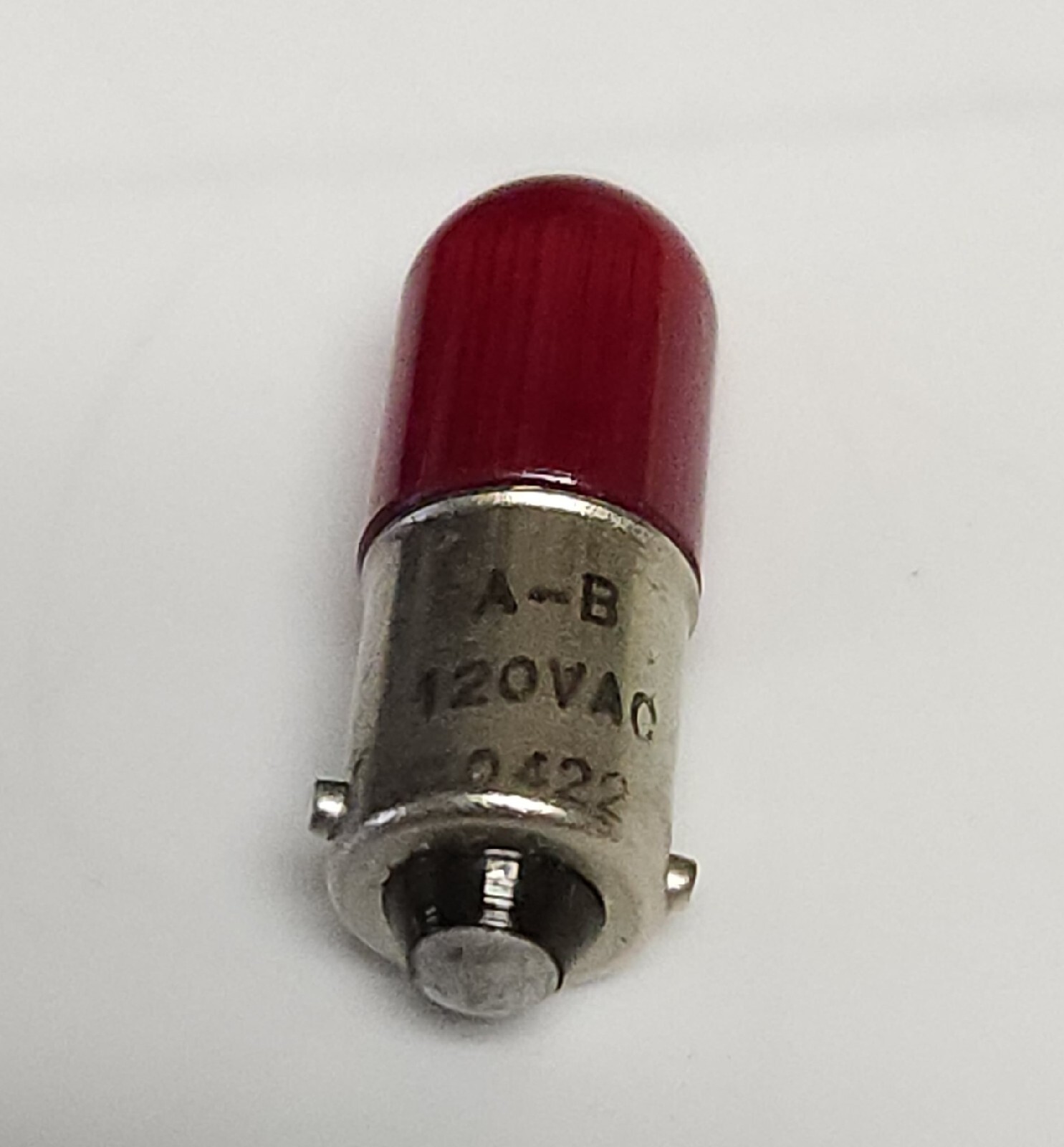 ALLEN BRADLEY 800T N320R 120 VAC RED Pilot Light Lamp Bulb | eBay