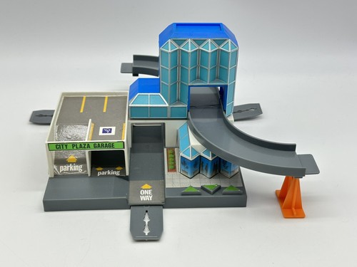 ⭐️ Vintage MICRO MACHINES Hiways & Byways CITY PLAZA Garage Play Set ...