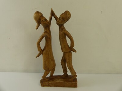Figurines - Dancing Couple Figurine