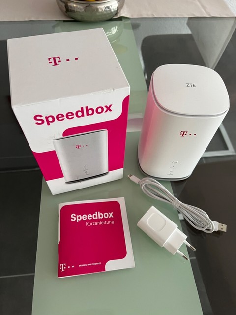 Telekom Speedbo - Mobiler 4G LTE Highspeed Router - TOP - ZTE MF281 ...